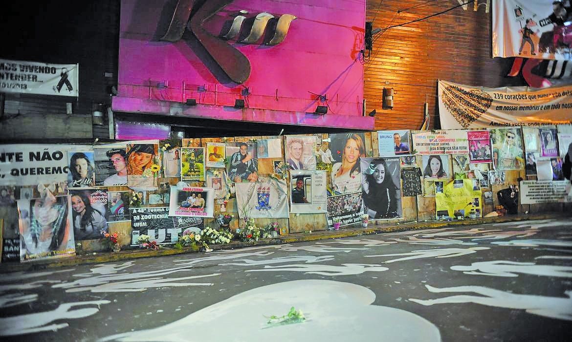 Boate Kiss: tragédia que abalou o país e o mundo completa dez anos ...